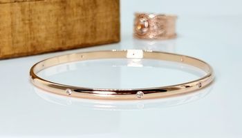 LOVELY 9ct Rose Gold Hammer Set Bangle. | Jewellery Past and Present