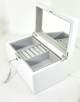 High Gloss Quality Large White Jewellery Box | Jewellery Past and Present